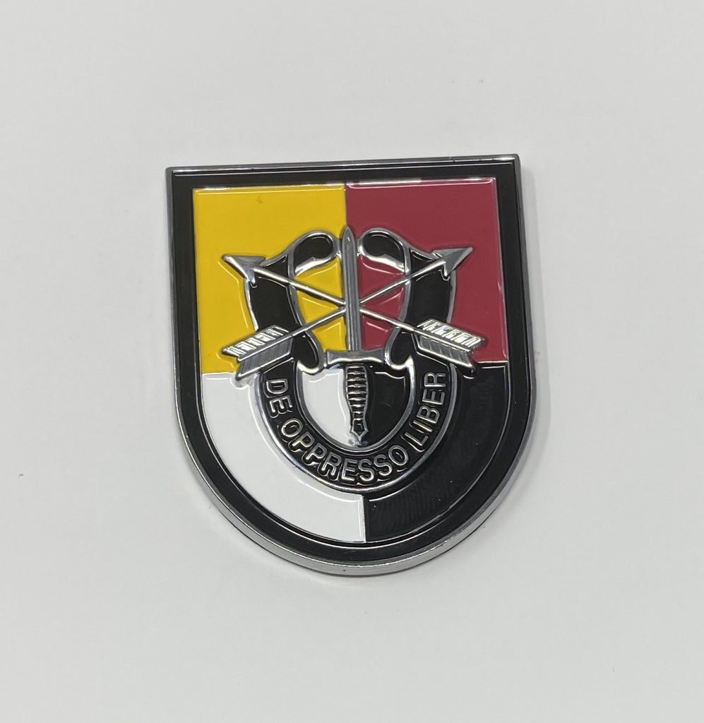 Army Special Forces Crossed Arrows insignia- miniature 3/4" - Excalibur ...